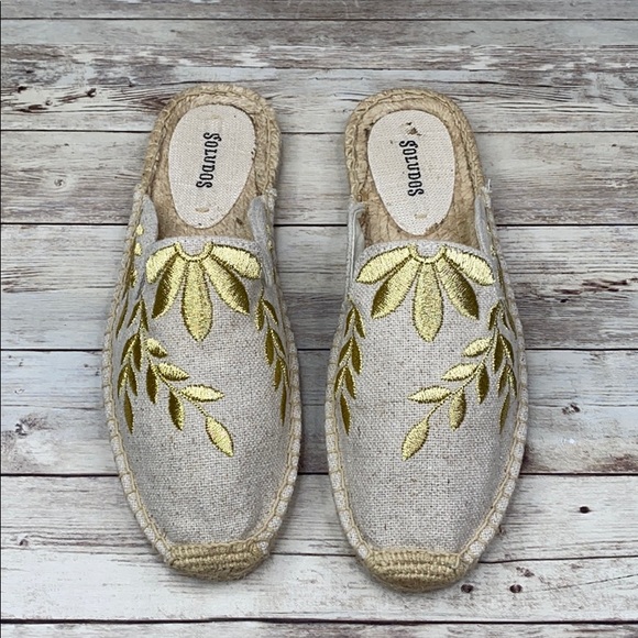 Soludos | Shoes | Soludos Tan And Gold Embroidered Flower Mule 7 | Poshmark